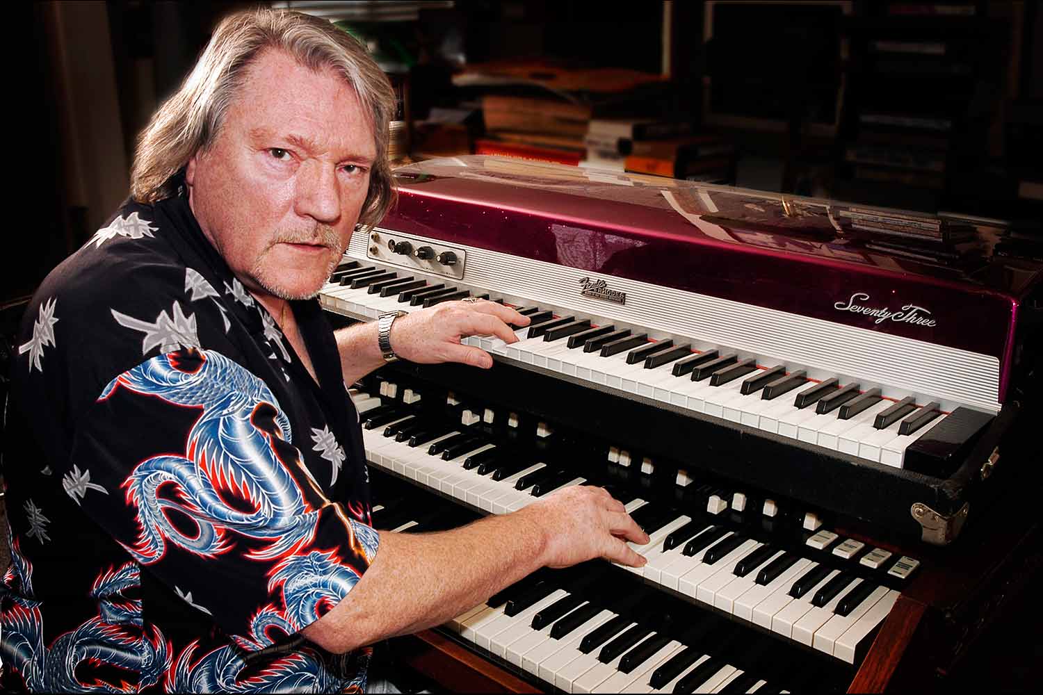 El maestro del teclado Brian Auger sorprende con el lanzamiento de ...