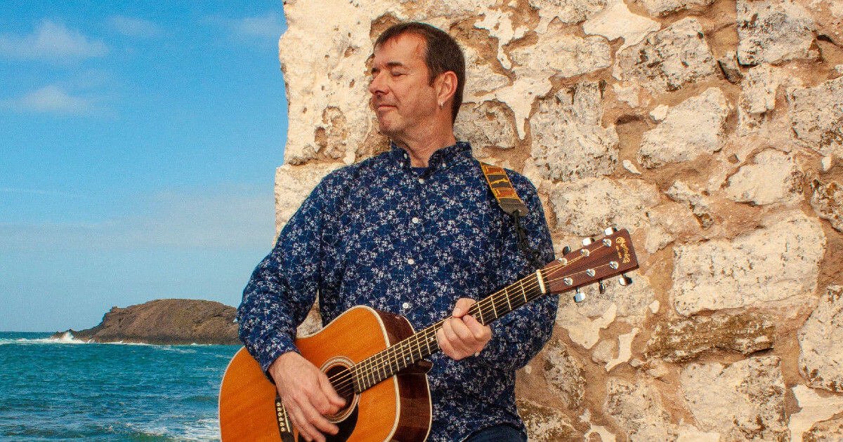 Cris Juanico se siente "Altament Sensible" arropado por una gran ...