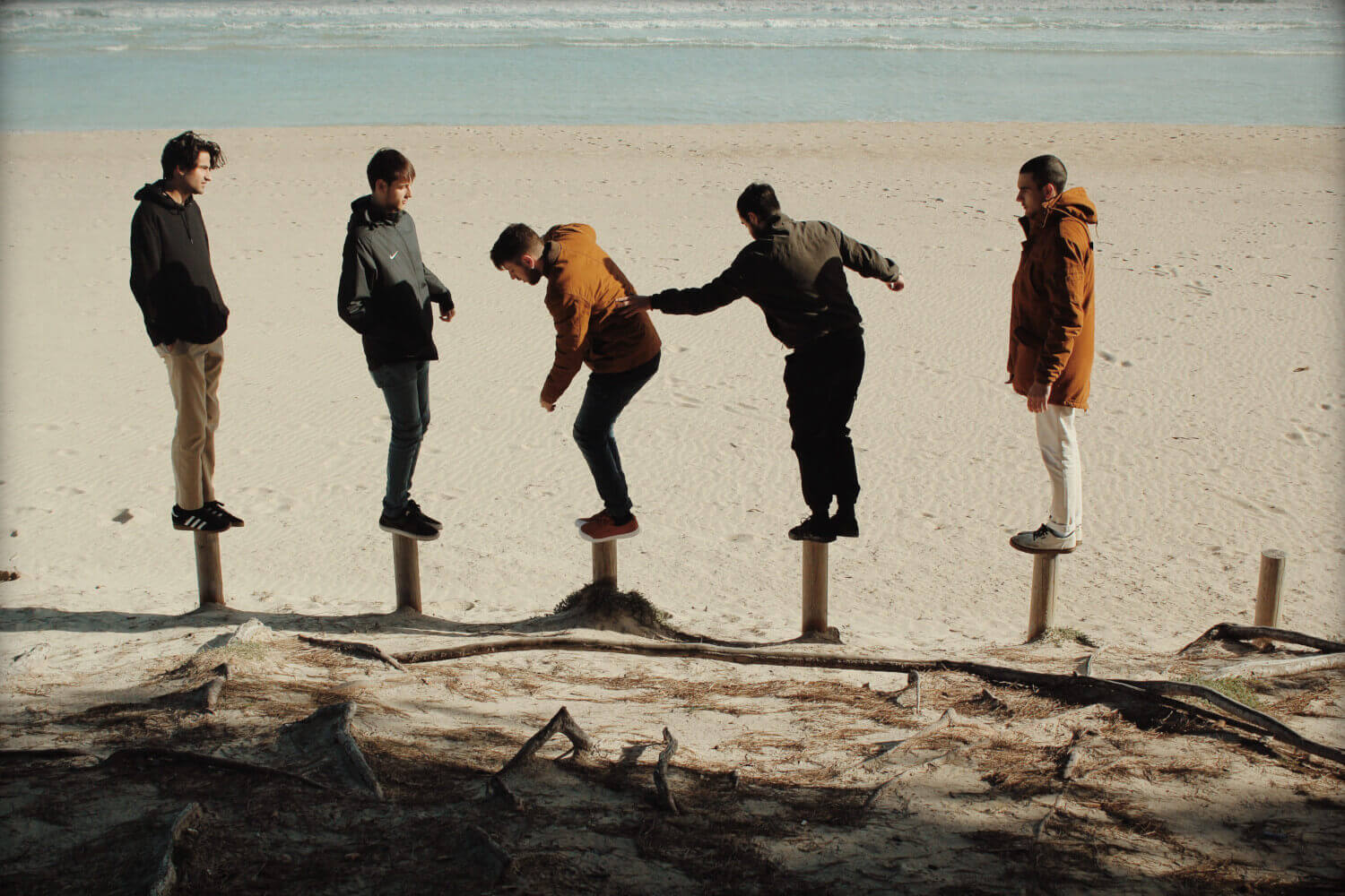 Amb el nou senzill de Caspary entram dins una "Gelera" freda i fosca ...